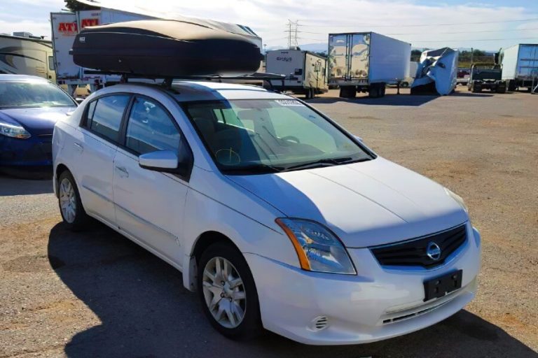 The 6 Best Nissan Sentra Roof Cargo Boxes (2023)