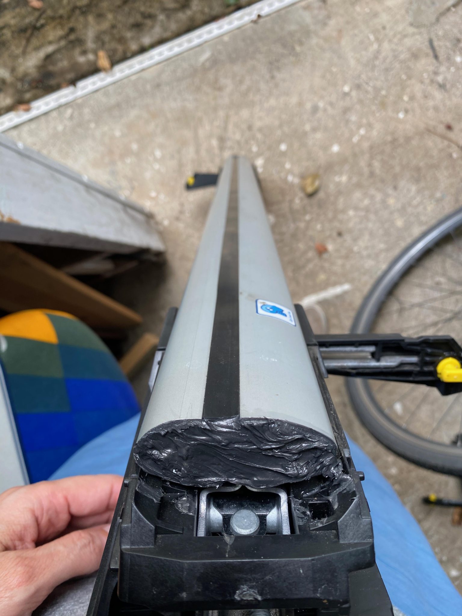 How To Fix Roof Rack Whistle: Quick And Easy Solutions (2025)